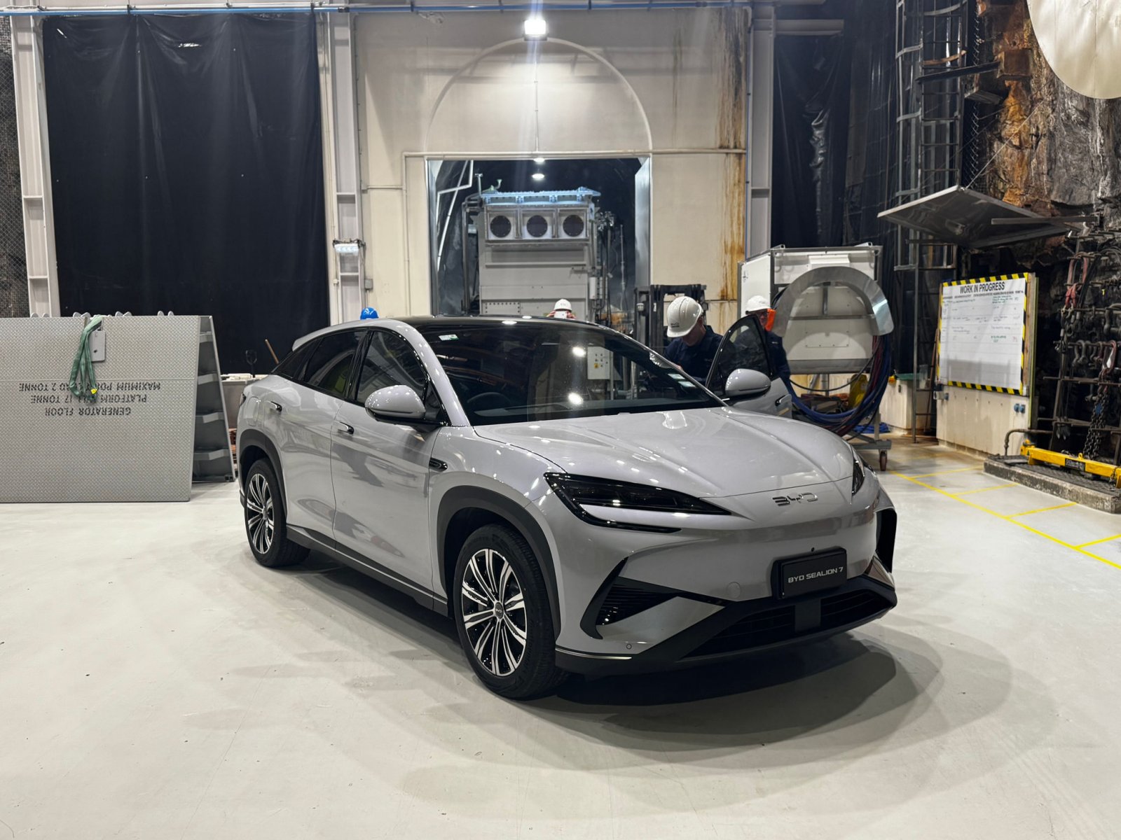 Car Launch: 2025 BYD Shark 6 + BYD Sealion 7