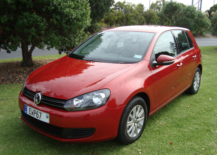 Volkswagen Golf VI 2009 car review